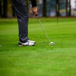 How to Hold Putter | Best Putting Grip for Bad Putters